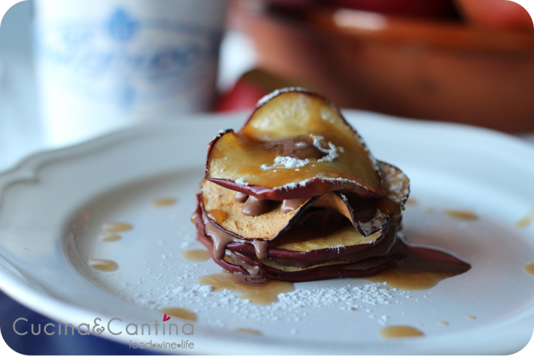 Millefoglie alla mela croccante con gelato al bonet e salsa all ...